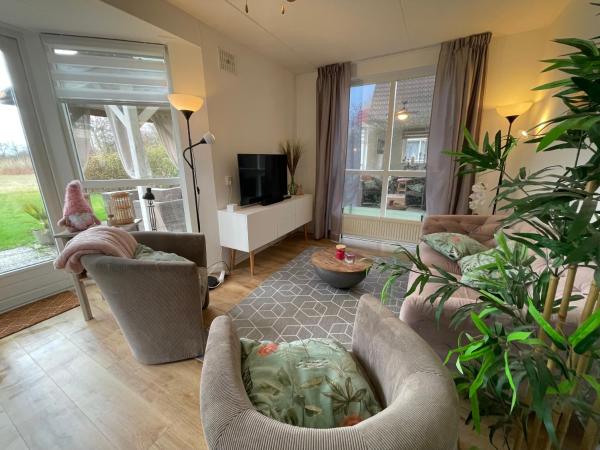 Gezellige Vakantiewoning Aan Het Water In Ewijk - Recreational Only No Workers - Wageningen