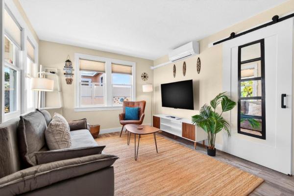 Covare #1 - Walk To St Pete Beach & Restaurants! - St. Pete Beach, FL