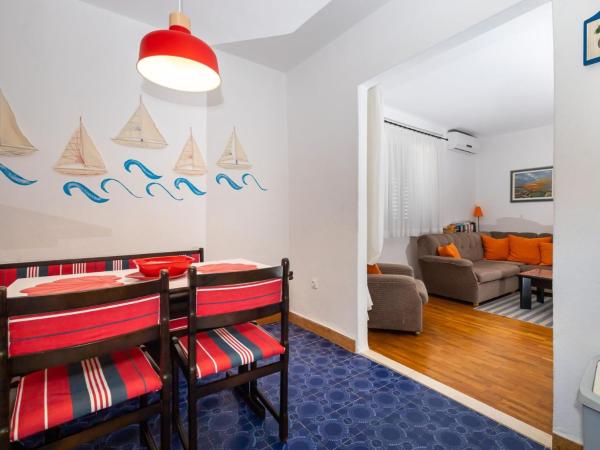 Apartment Oaza - Three Bedroom Apartment With Terrace And Sea View - Sutivan
