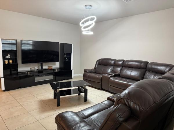 Great Location And Amenities - Fort Myers, FL