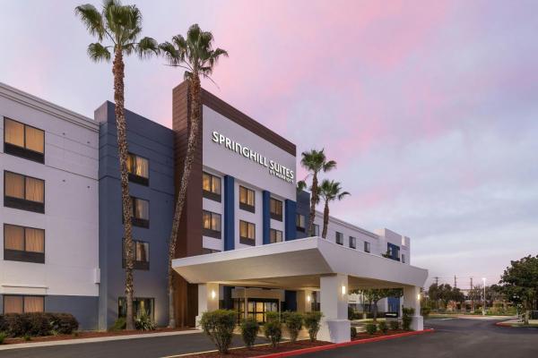 Springhill Suites Fresno - Fresno, CA