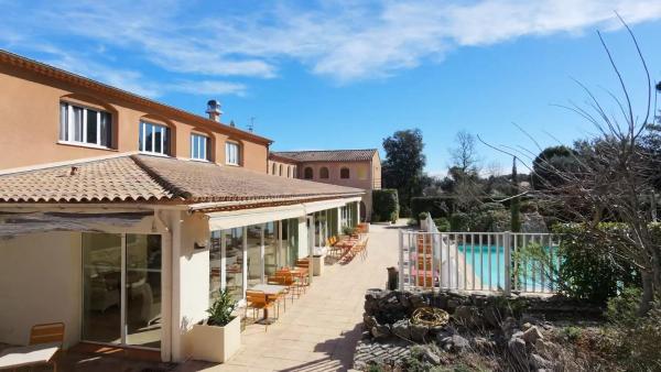 Logis Hostellerie De L'abbaye - Draguignan