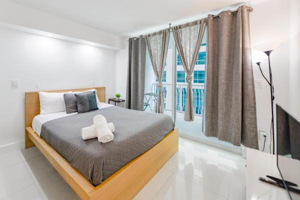 Comfortable Brickell Studio - City View & Free Parking - Miami