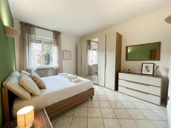 Green Apartment - 1 Camera Living Self Check-in - Novara