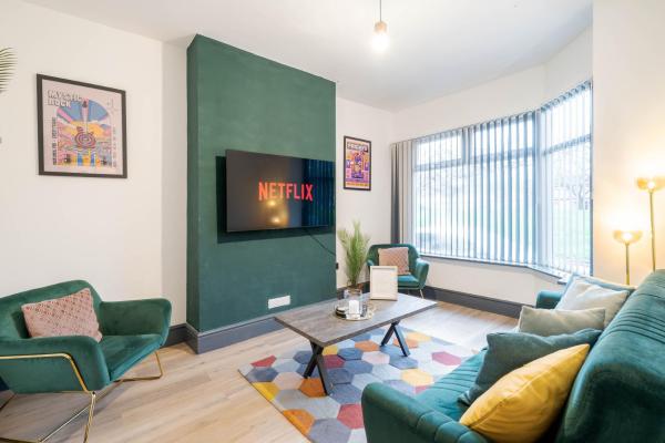 Spacious 3br Stay - Free Parking - Near City Centre - Sleeps 6 - Oldham