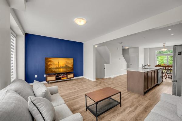 Brand New 4 Bedroom Ensuite Townhouse - Guelph