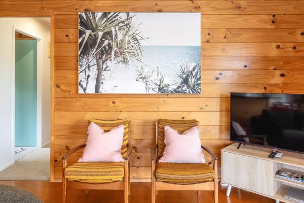 Moa Cottage - Central Oneroa Village - Waiheke Island