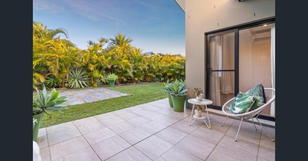 Longboard Coastal Retreat - Kingscliff