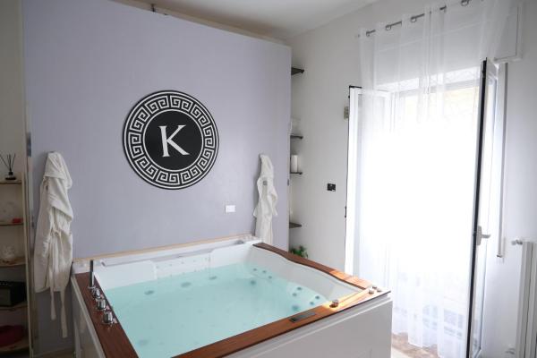 Kosmosuite Con Idromassaggio E Sauna - Bríndisi