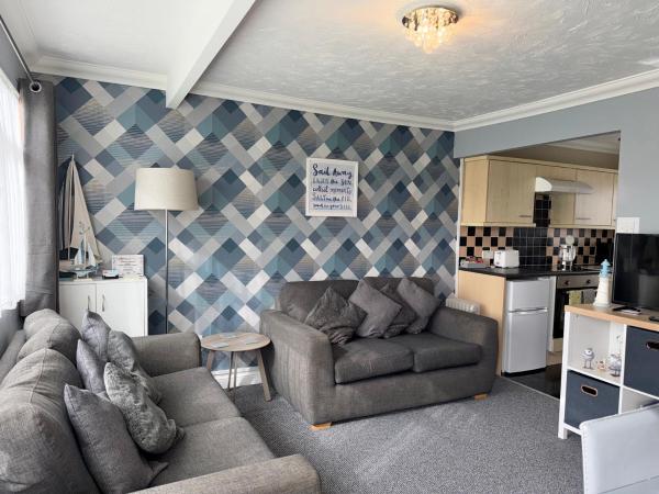 102 M And T Chalets Sunbeach,scartby Near Great Yarmouth 2 Bed South Facing Chalet - Winterton-on-Sea