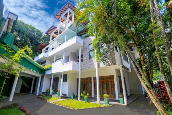 Grand Willow Kandy - Kandy
