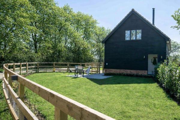 Barney's Barn - Woodbridge