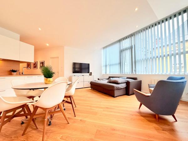 Loft Climatisé Parking & Terrasse Proche Centre 6p - Besançon