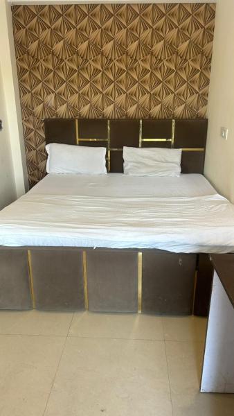 Jai Shree Hotel - Noida