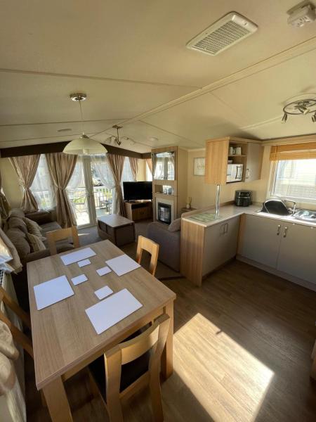 Cleethorpes Beach Haven - Broadland Drive - Cleethorpes