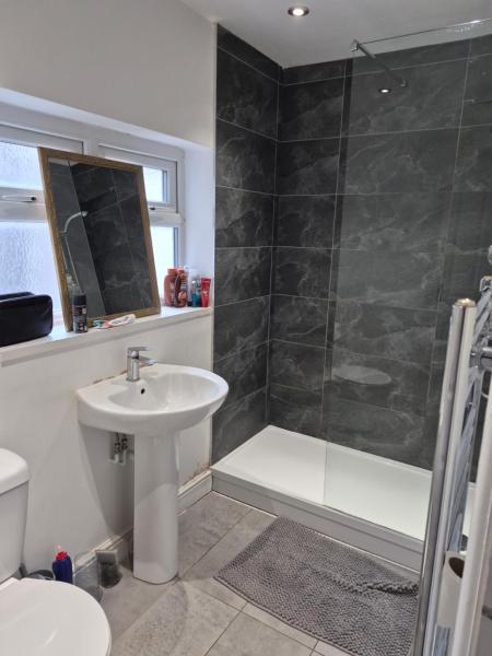 Double Rooms - Formby