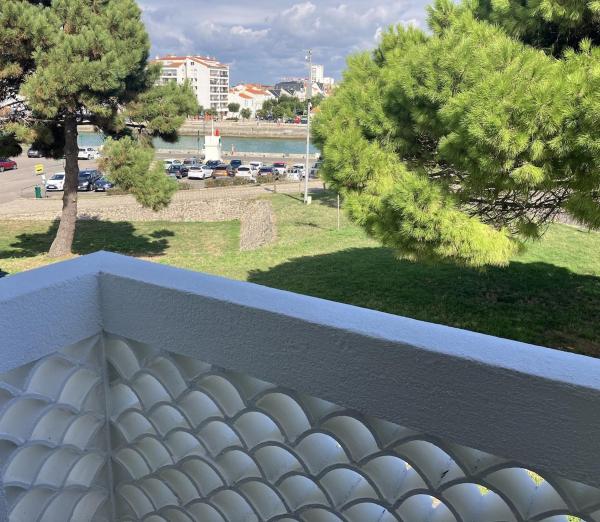 Jolie Maisonnette Idéalement Placée - Les Sables-d'Olonne