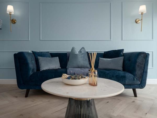 Newly Renovated 3 Bedroom Modern House - Glasgow Airport (GLA)