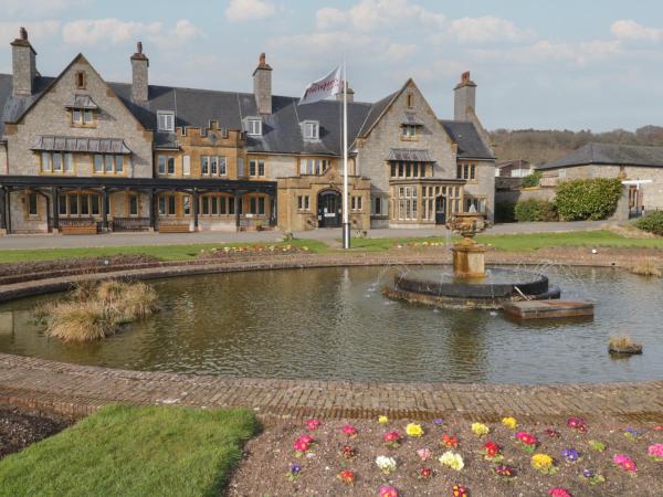 Harcombe House Rooms Accessible Ground Floor Twin - Teignmouth