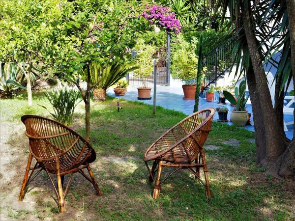 House With Garden Close To The Beach Free Parking - Paestum, Salerne, Italy