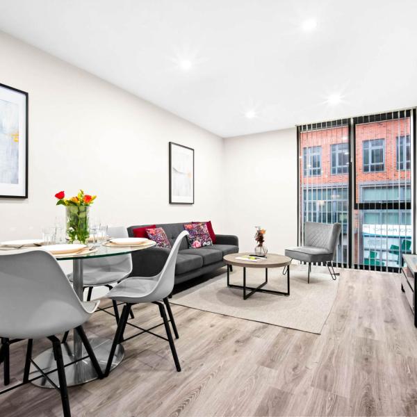 Stylish 2 Bed Apartment - City Center - Netflix 2ah - The Royal Town of Sutton Coldfield