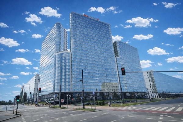 Warszawski Hongkong, Kultowe Miejsce - Varsovie