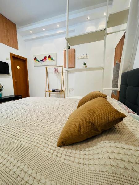Dotan's Boutique Studios - By Bograshov Beach! - Telavive