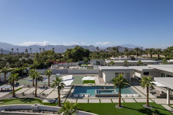 Platinum @Elemento49 - Pool Pickleball - Sleeps 18 - Indio, CA