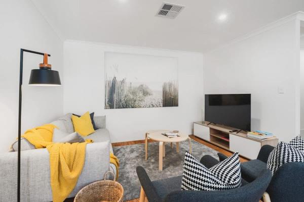 Villa On Valcross - Modern Coastal Comfort Near Town - Dunsborough