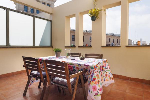 Bright Apartment With Terrace On Paseo De Gracia - Barcellona