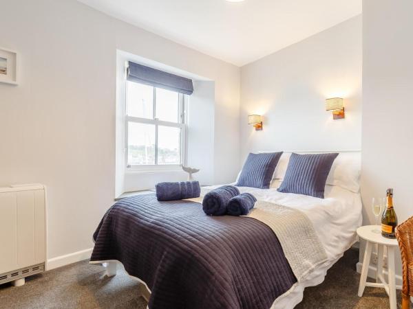 2 Bed In Polruan Oc-82949 - Fowey