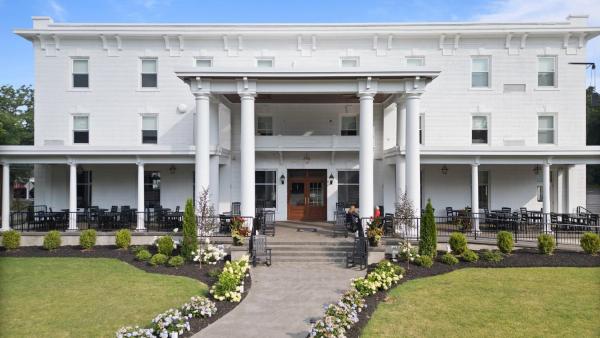 The White Inn - Fredonia, NY