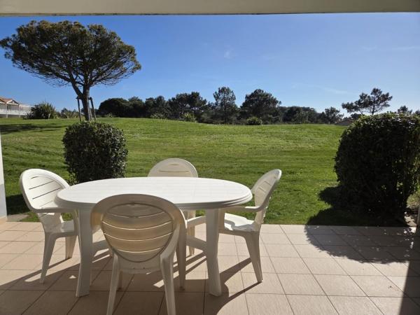 Appartement De Vacances Terrasse Et Jardin - Les Sables D'olonne - Les Sables-d'Olonne