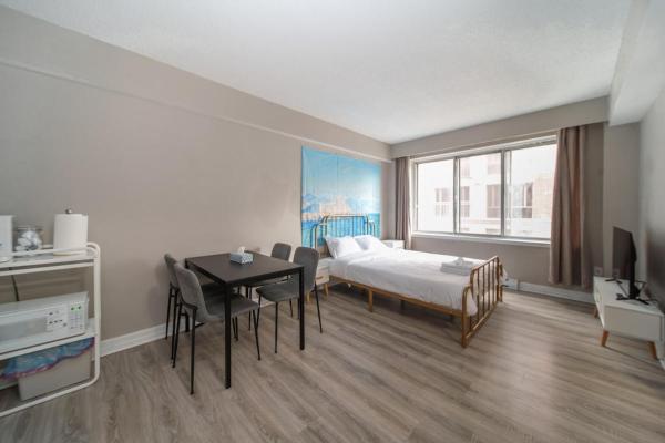 Studio In Dt, Two Beds, 5 Minutes To Metro Station - LaSalle