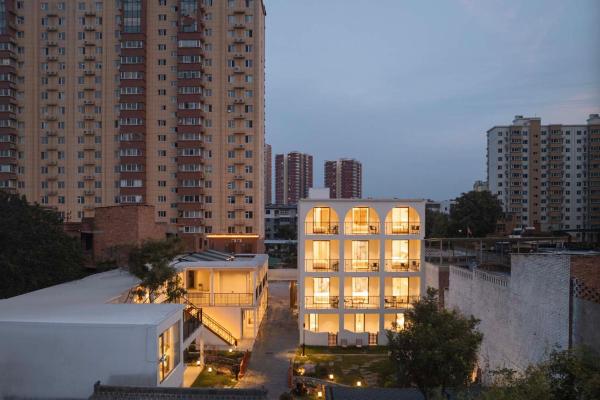 Domain South Domain North Garden Hotel - Luoyang