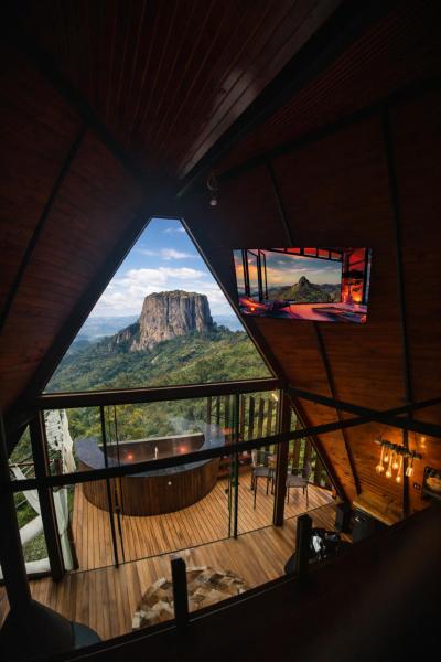 Chalé Boutique Spa- Sauna Seca, Jacuzzi , Rede Suspensa - Santo Antônio do Pinhal