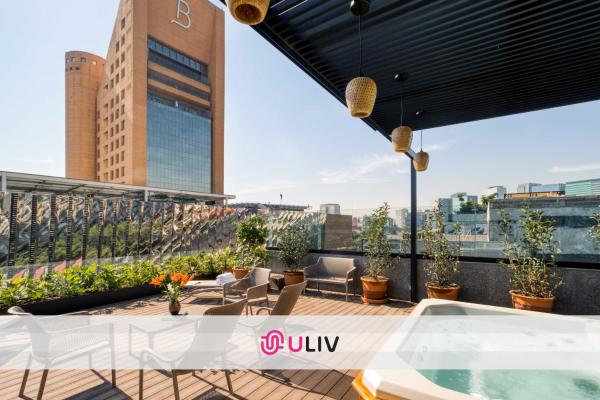 Utopic Eclipse By Uliv - Ciudad de México