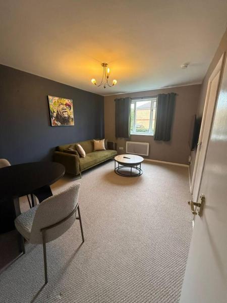 Cosy Isle Of Dogs 1-bed, Ground Floor, Near Dlr - Greenwich
