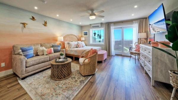 Ocean View W Pool Tennispickleball Beach Access Summer Love By Avantstay - Port Aransas, TX