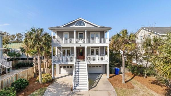7 41st Avenue By Avantstay - Isle of Palms, SC