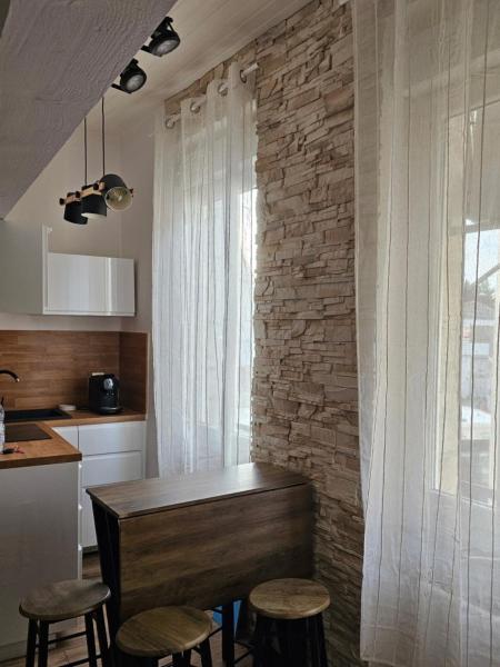 Mini Loft 200m Des Remparts Climatisation Gare Centre à Pied Parking Gratuit - Le Pontet