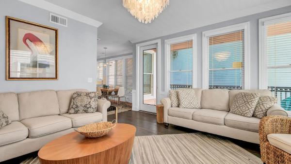 125 Grand Pavillion By Avantstay Steps From Sand - Isle of Palms, SC