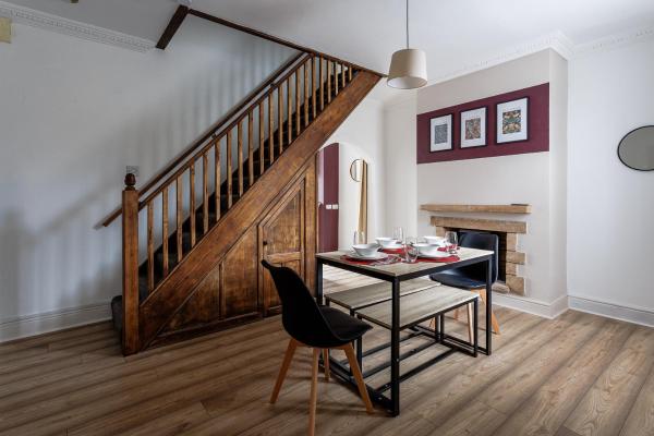 Central Bishop Auckland 2br Home Walk To Town - Bishop Auckland