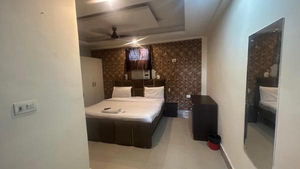 Jai Shree Hotel - Noida