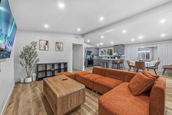 206 Modern Spacious Retreat With 4b 4ba Full Amenities - Santa Clara, CA
