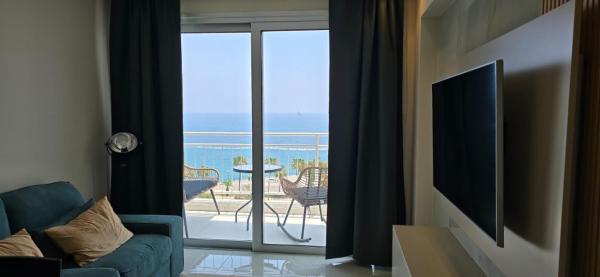 Seafront 1bdr, Panoramic Views, Central Marina - Limassol