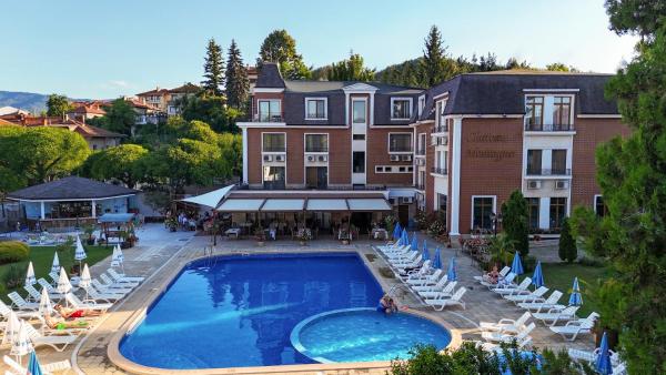 Chateau Montagne Hotel Troyan - Chiflik