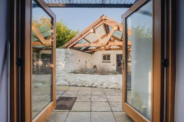 Cosy Welsh Cottage In St Davids Centre With Garden - Pembrokeshire