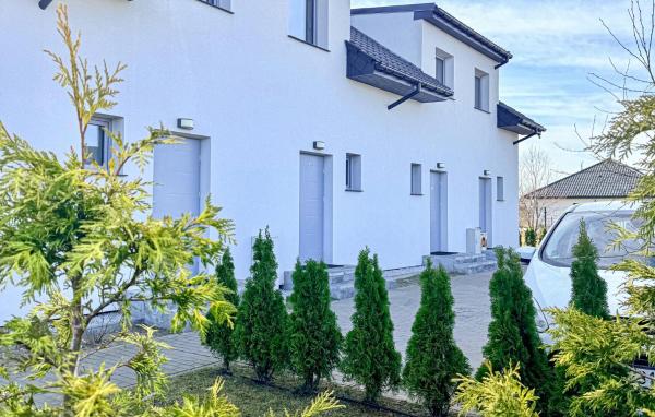 2 Bedroom Nice Home In Grzybowo - Grzybowo