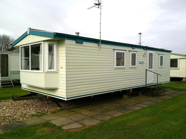 Highfield & Haven Everglade Super 6 Berth Panel Heated Heated - Skegness